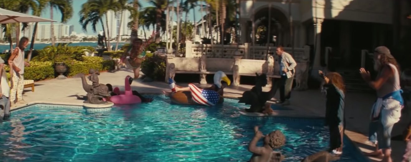 American Eagle Pool Float in The Beach Bum (2019)
